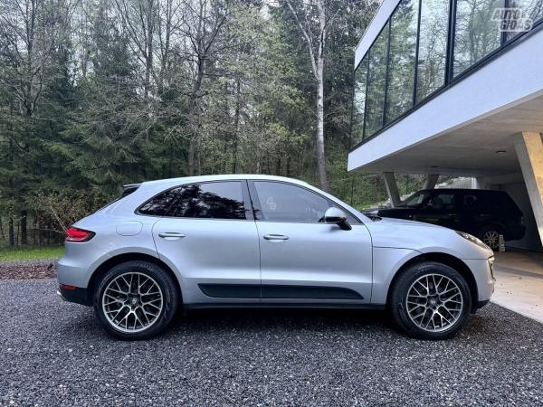 Pelēks Porsche Macan 2017 Viļņa, ar dzinēja tilpumu 2.00 L un nobraukumu 62 tūkst. km par 23990 €, foto 5 vietnē AUTOMOTO.COM.LV