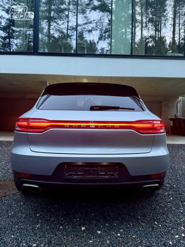 Pelēks Porsche Macan 2017 Viļņa, ar dzinēja tilpumu 2.00 L un nobraukumu 62 tūkst. km par 23990 €, foto 7 vietnē AUTOMOTO.COM.LV