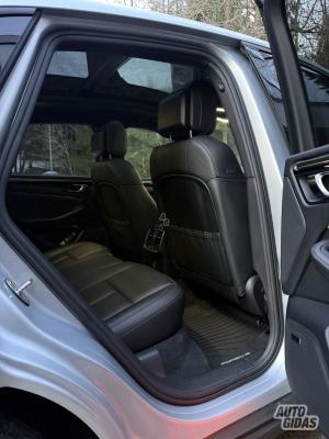 Pelēks Porsche Macan 2017 Viļņa, ar dzinēja tilpumu 2.00 L un nobraukumu 62 tūkst. km par 23990 €, foto 13 vietnē AUTOMOTO.COM.LV