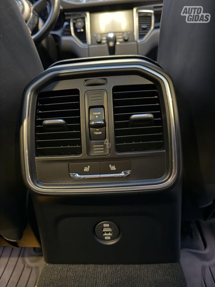Pelēks Porsche Macan 2017 Viļņa, ar dzinēja tilpumu 2.00 L un nobraukumu 62 tūkst. km par 23990 €, foto 14 vietnē AUTOMOTO.COM.LV