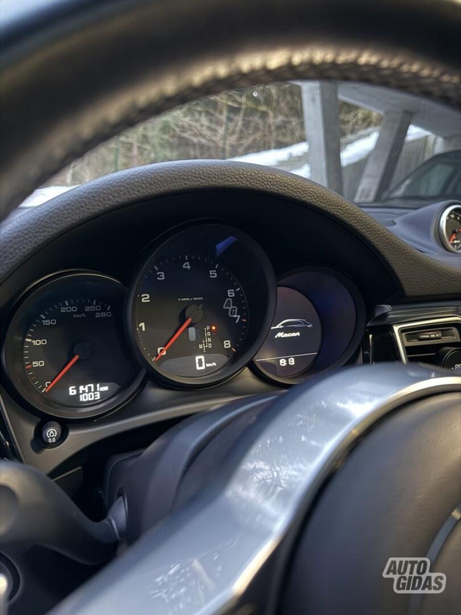 Pelēks Porsche Macan 2017 Viļņa, ar dzinēja tilpumu 2.00 L un nobraukumu 62 tūkst. km par 23990 €, foto 21 vietnē AUTOMOTO.COM.LV