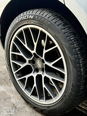 Pelēks Porsche Macan 2017 Viļņa, ar dzinēja tilpumu 2.00 L un nobraukumu 62 tūkst. km par 23990 €, foto 25 vietnē AUTOMOTO.COM.LV