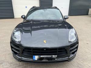 Grey Porsche Macan 2017 in Vilnius, with an engine capacity of 3.00 L and mileage of 219 thousand km for 22900 €, photo 5 on AUTOMOTO.COM.LV