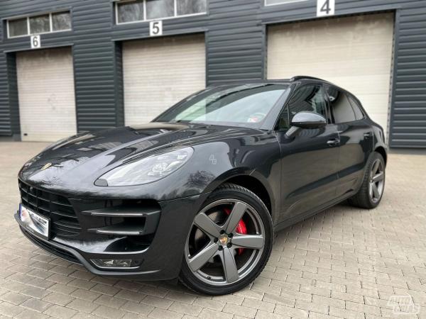 Grey Porsche Macan 2017 in Vilnius, with an engine capacity of 3.00 L and mileage of 219 thousand km for 22900 €, photo 1 on AUTOMOTO.COM.LV