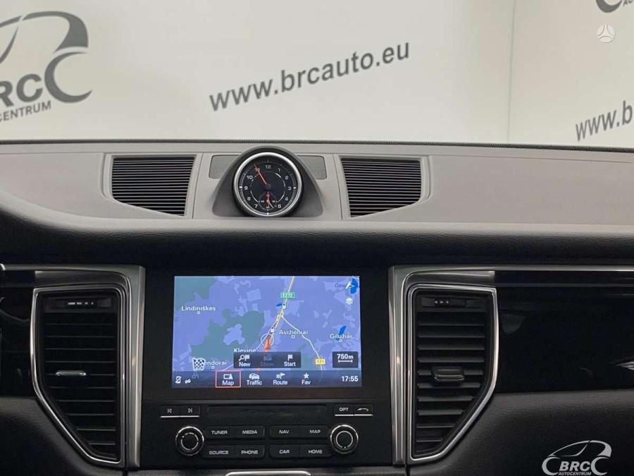 Grey Porsche Macan 2017 in Vilnius, with an engine capacity of 1.98 L and mileage of 167 thousand km for 23900 €, photo 19 on AUTOMOTO.COM.LV
