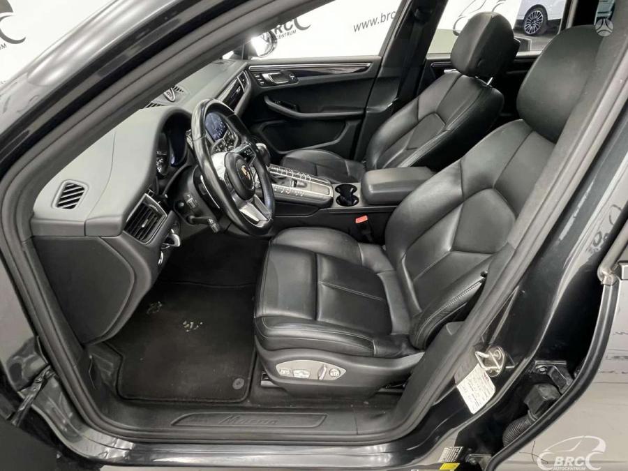 Grey Porsche Macan 2017 in Vilnius, with an engine capacity of 1.98 L and mileage of 167 thousand km for 23900 €, photo 24 on AUTOMOTO.COM.LV
