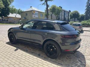 Pelēks Porsche Macan 2017 Alīta, ar dzinēja tilpumu 3.00 L un nobraukumu 192 tūkst. km par 20000 €, foto 6 vietnē AUTOMOTO.COM.LV