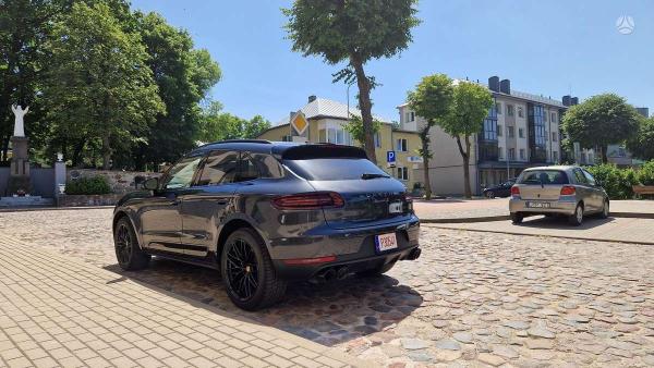 Grey Porsche Macan 2017 in Alytus, with an engine capacity of 3.00 L and mileage of 192 thousand km for 20000 €, photo 6 on AUTOMOTO.COM.LV