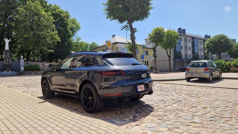 Pelēks Porsche Macan 2017 Alīta, ar dzinēja tilpumu 3.00 L un nobraukumu 192 tūkst. km par 20000 €, foto 7 vietnē AUTOMOTO.COM.LV