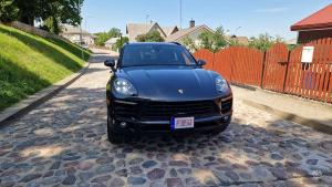 Pelēks Porsche Macan 2017 Alīta, ar dzinēja tilpumu 3.00 L un nobraukumu 192 tūkst. km par 20000 €, foto 10 vietnē AUTOMOTO.COM.LV