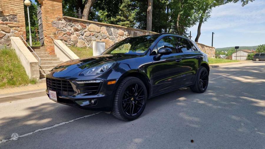 Pelēks Porsche Macan 2017 Alīta, ar dzinēja tilpumu 3.00 L un nobraukumu 192 tūkst. km par 20000 €, foto 18 vietnē AUTOMOTO.COM.LV