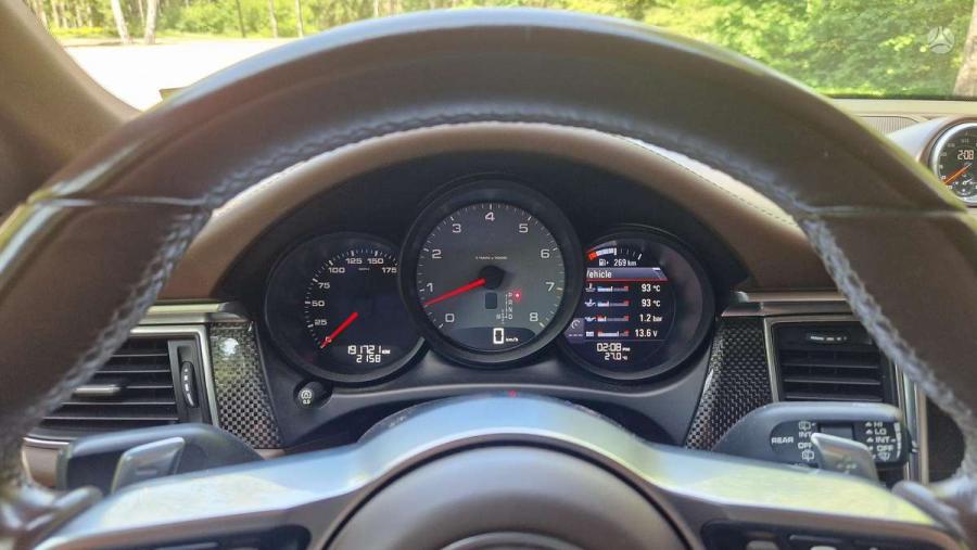 Pelēks Porsche Macan 2017 Alīta, ar dzinēja tilpumu 3.00 L un nobraukumu 192 tūkst. km par 20000 €, foto 19 vietnē AUTOMOTO.COM.LV