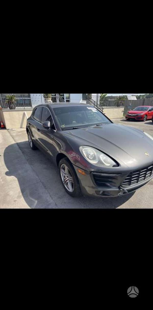 Grey Porsche Macan 2017 in Siauliai, with an engine capacity of 3.00 L and mileage of 155 thousand km for 11999 €, photo 1 on AUTOMOTO.COM.LV