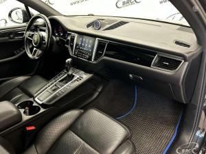 Grey Porsche Macan 2017 in Vilnius, with an engine capacity of 1.98 L and mileage of 174 thousand km for 22900 €, photo 10 on AUTOMOTO.COM.LV