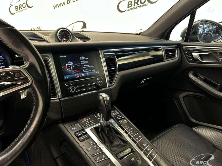 Grey Porsche Macan 2017 in Vilnius, with an engine capacity of 1.98 L and mileage of 174 thousand km for 22900 €, photo 17 on AUTOMOTO.COM.LV