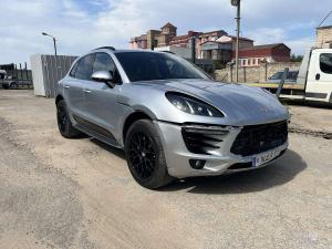 Pelēks Porsche Macan 2017 Kauņa, ar dzinēja tilpumu 3.00 L un nobraukumu 149 tūkst. km par 9900 €, foto 3 vietnē AUTOMOTO.COM.LV
