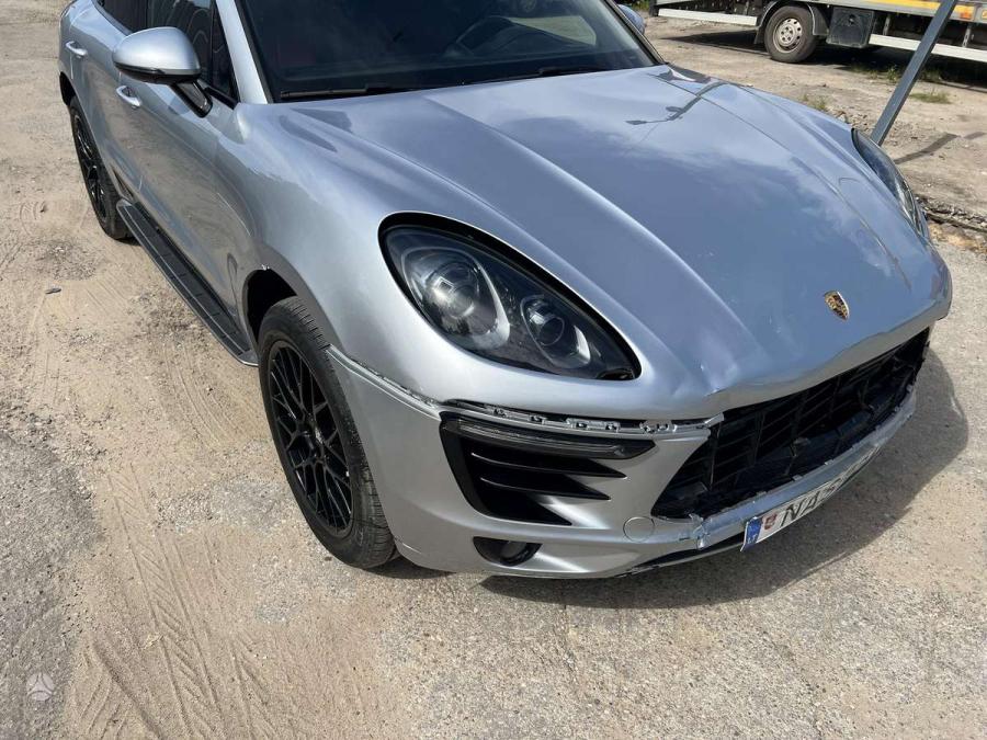 Pelēks Porsche Macan 2017 Kauņa, ar dzinēja tilpumu 3.00 L un nobraukumu 149 tūkst. km par 9900 €, foto 7 vietnē AUTOMOTO.COM.LV