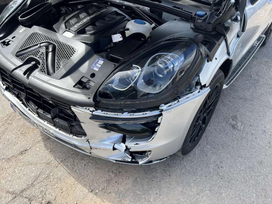 Pelēks Porsche Macan 2017 Kauņa, ar dzinēja tilpumu 3.00 L un nobraukumu 149 tūkst. km par 9900 €, foto 11 vietnē AUTOMOTO.COM.LV