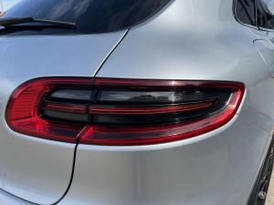 Pelēks Porsche Macan 2017 Kauņa, ar dzinēja tilpumu 3.00 L un nobraukumu 149 tūkst. km par 9900 €, foto 17 vietnē AUTOMOTO.COM.LV
