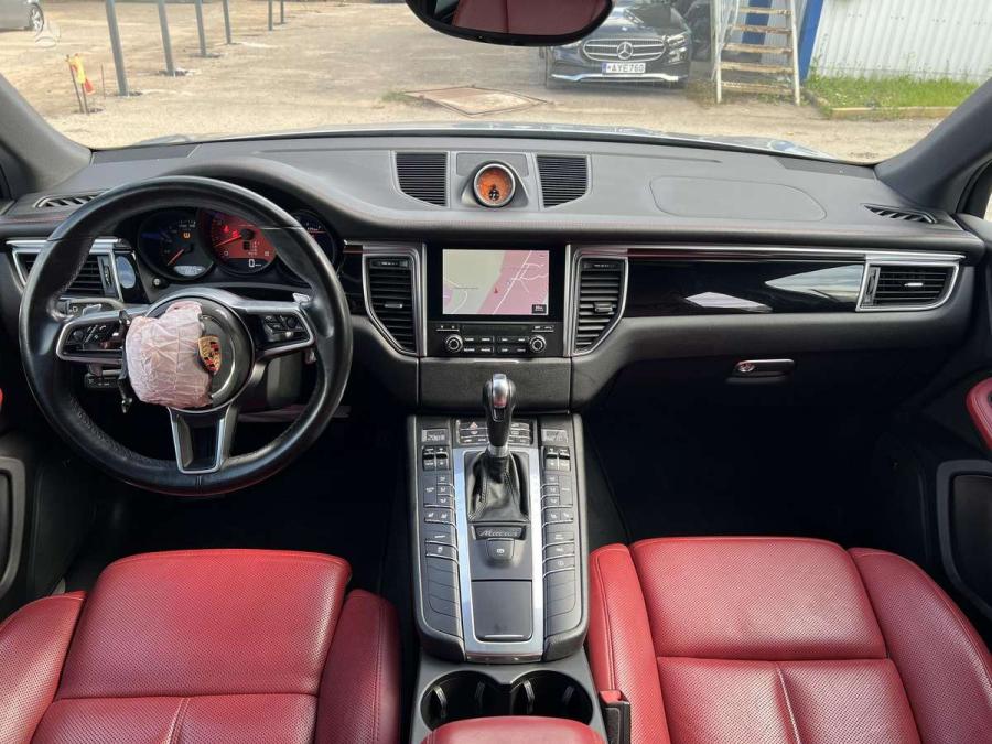 Pelēks Porsche Macan 2017 Kauņa, ar dzinēja tilpumu 3.00 L un nobraukumu 149 tūkst. km par 9900 €, foto 21 vietnē AUTOMOTO.COM.LV