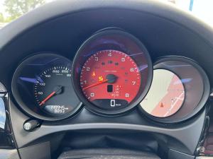 Pelēks Porsche Macan 2017 Kauņa, ar dzinēja tilpumu 3.00 L un nobraukumu 149 tūkst. km par 9900 €, foto 37 vietnē AUTOMOTO.COM.LV