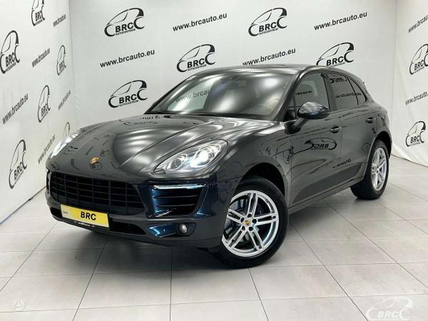 Grey Porsche Macan 2017 in Vilnius, with an engine capacity of 1.98 L and mileage of 174 thousand km for 21500 €, photo 1 on AUTOMOTO.COM.LV