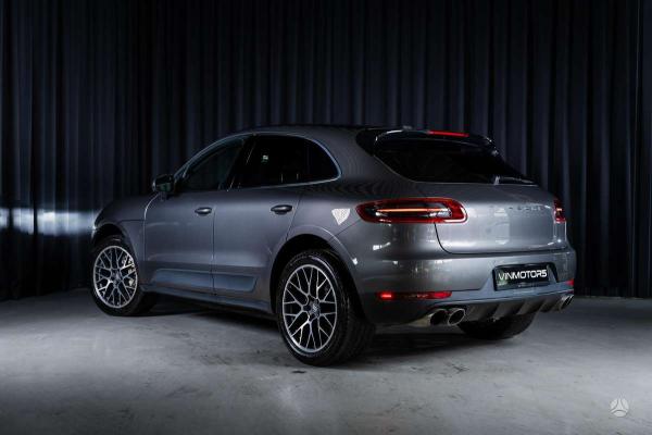 Pelēks Porsche Macan 2017 Viļņa, ar dzinēja tilpumu 3.00 L un nobraukumu 99 tūkst. km par 29000 €, foto 7 vietnē AUTOMOTO.COM.LV