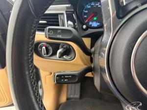 Pelēks Porsche Macan 2017 Viļņa, ar dzinēja tilpumu 3.00 L un nobraukumu 242 tūkst. km par 21000 €, foto 15 vietnē AUTOMOTO.COM.LV