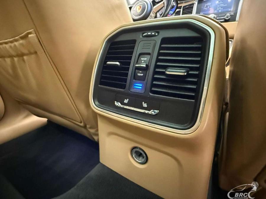 Pelēks Porsche Macan 2017 Viļņa, ar dzinēja tilpumu 3.00 L un nobraukumu 242 tūkst. km par 21000 €, foto 22 vietnē AUTOMOTO.COM.LV