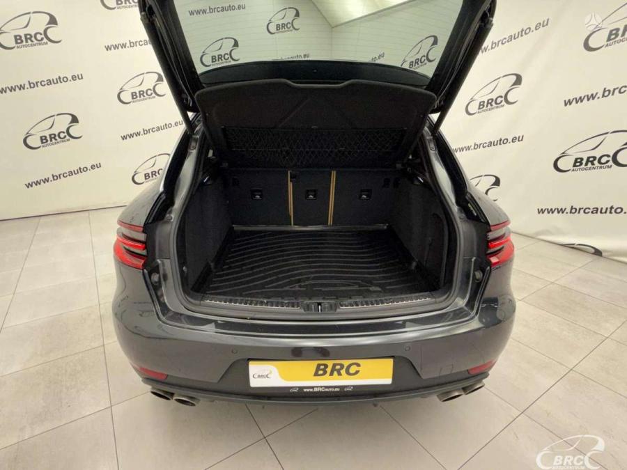 Pelēks Porsche Macan 2017 Viļņa, ar dzinēja tilpumu 3.00 L un nobraukumu 242 tūkst. km par 21000 €, foto 25 vietnē AUTOMOTO.COM.LV