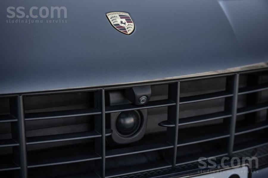 Pelēks Porsche Macan 2017 Rīga, ar dzinēja tilpumu 3.00 L un nobraukumu 198 tūkst. km par 27500 €, foto 10 vietnē AUTOMOTO.COM.LV