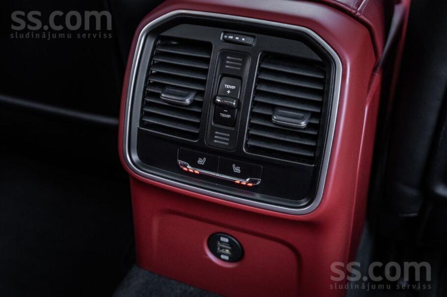 Pelēks Porsche Macan 2017 Rīga, ar dzinēja tilpumu 3.00 L un nobraukumu 198 tūkst. km par 27500 €, foto 18 vietnē AUTOMOTO.COM.LV