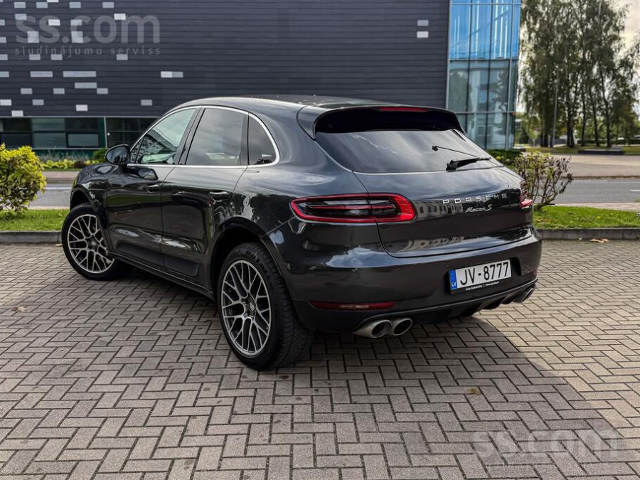 Pelēks Porsche Macan 2017 Jelgava, ar dzinēja tilpumu 3.00 L un nobraukumu 181 tūkst. km par 28900 €, foto 11 vietnē AUTOMOTO.COM.LV