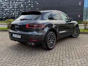 Pelēks Porsche Macan 2017 Jelgava, ar dzinēja tilpumu 3.00 L un nobraukumu 181 tūkst. km par 28900 €, foto 13 vietnē AUTOMOTO.COM.LV