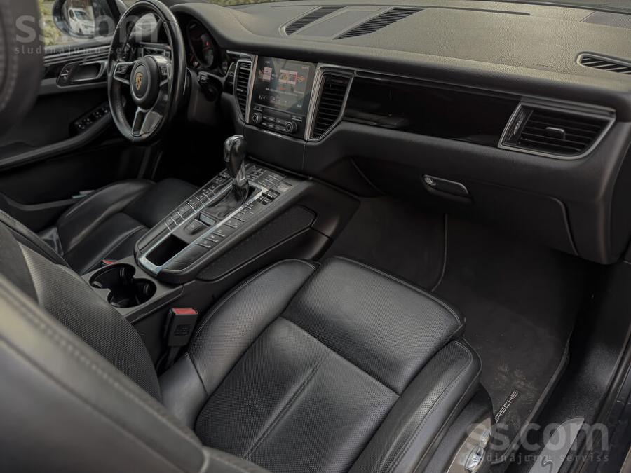 Pelēks Porsche Macan 2017 Jelgava, ar dzinēja tilpumu 3.00 L un nobraukumu 181 tūkst. km par 28900 €, foto 16 vietnē AUTOMOTO.COM.LV