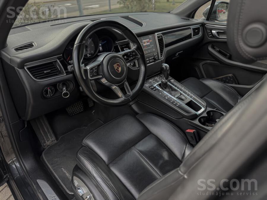 Pelēks Porsche Macan 2017 Jelgava, ar dzinēja tilpumu 3.00 L un nobraukumu 181 tūkst. km par 28900 €, foto 19 vietnē AUTOMOTO.COM.LV