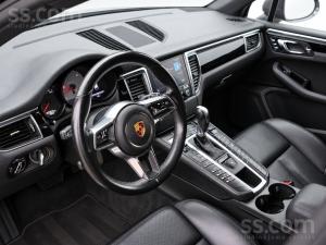 Pelēks Porsche Macan 2017 Rīga, ar dzinēja tilpumu 3.00 L un nobraukumu 286 tūkst. km par 19900 €, foto 16 vietnē AUTOMOTO.COM.LV