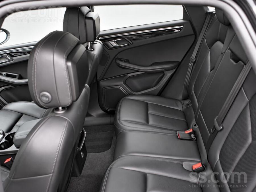 Pelēks Porsche Macan 2017 Rīga, ar dzinēja tilpumu 3.00 L un nobraukumu 286 tūkst. km par 19900 €, foto 21 vietnē AUTOMOTO.COM.LV