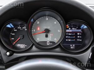 Pelēks Porsche Macan 2017 Rīga, ar dzinēja tilpumu 3.00 L un nobraukumu 286 tūkst. km par 19900 €, foto 44 vietnē AUTOMOTO.COM.LV
