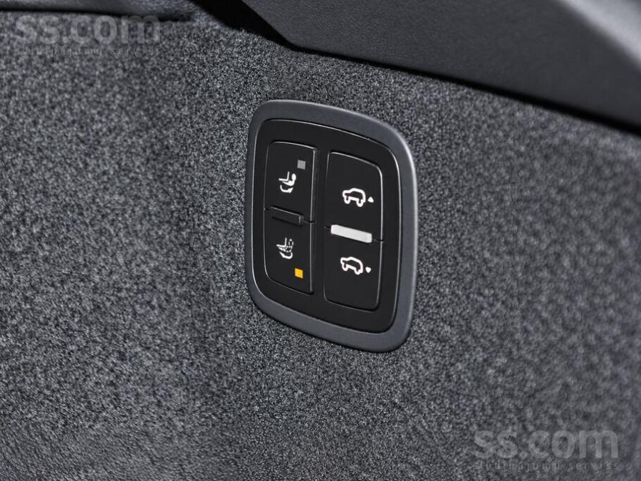 Pelēks Porsche Macan 2017 Rīga, ar dzinēja tilpumu 3.00 L un nobraukumu 286 tūkst. km par 19900 €, foto 54 vietnē AUTOMOTO.COM.LV