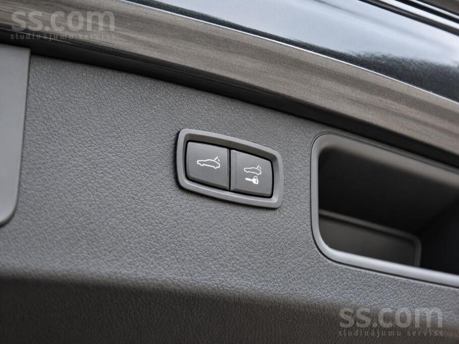 Pelēks Porsche Macan 2017 Rīga, ar dzinēja tilpumu 3.00 L un nobraukumu 286 tūkst. km par 19900 €, foto 56 vietnē AUTOMOTO.COM.LV