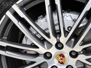 Pelēks Porsche Macan 2017 Rīga, ar dzinēja tilpumu 3.00 L un nobraukumu 286 tūkst. km par 19900 €, foto 60 vietnē AUTOMOTO.COM.LV