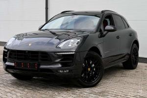 Grey Porsche Macan 2018 in Kretinga, with an engine capacity of 3.00 L and mileage of 71 thousand km for 31999 €, photo 3 on AUTOMOTO.COM.LV