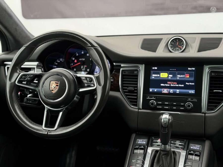 Pelēks Porsche Macan 2018 Viļņa, ar dzinēja tilpumu 3.00 L un nobraukumu 98 tūkst. km par 31950 €, foto 17 vietnē AUTOMOTO.COM.LV