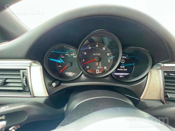 Pelēks Porsche Macan 2018 Rīga, ar dzinēja tilpumu 3.00 L un nobraukumu 148 tūkst. km par 32000 €, foto 3 vietnē AUTOMOTO.COM.LV