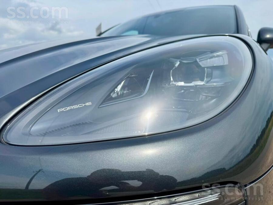 Pelēks Porsche Macan 2018 Rīga, ar dzinēja tilpumu 3.00 L un nobraukumu 148 tūkst. km par 32000 €, foto 10 vietnē AUTOMOTO.COM.LV