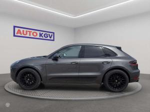 Grey Porsche Macan 2018 in Kaunas, with an engine capacity of 2.00 L and mileage of 109 thousand km for 27999 €, photo 3 on AUTOMOTO.COM.LV