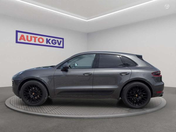 Grey Porsche Macan 2018 in Kaunas, with an engine capacity of 2.00 L and mileage of 109 thousand km for 27999 €, photo 3 on AUTOMOTO.COM.LV