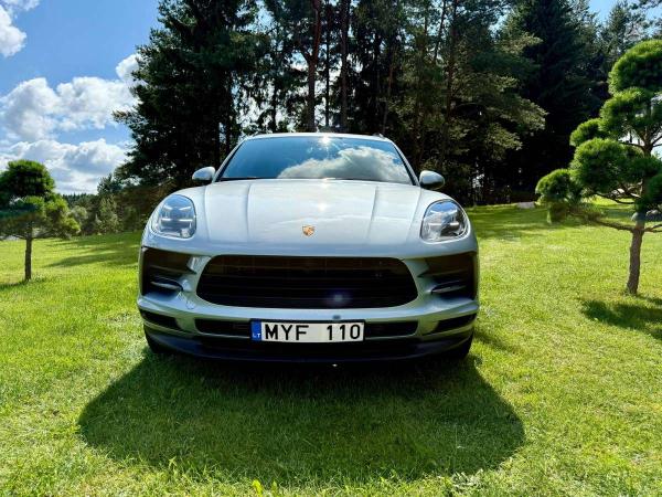Grey Porsche Macan 2019 in Klaipeda, with an engine capacity of 1.98 L and mileage of 90 thousand km for 36000 €, photo 11 on AUTOMOTO.COM.LV