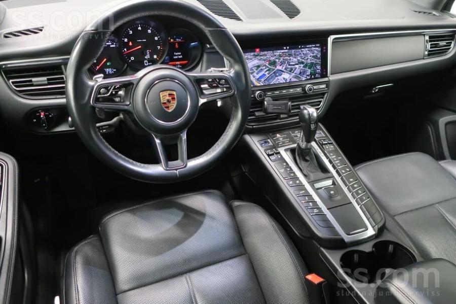 Grey Porsche Macan 2019 in Riga, with an engine capacity of 2.00 L and mileage of 87 thousand km for 44990 €, photo 12 on AUTOMOTO.COM.LV